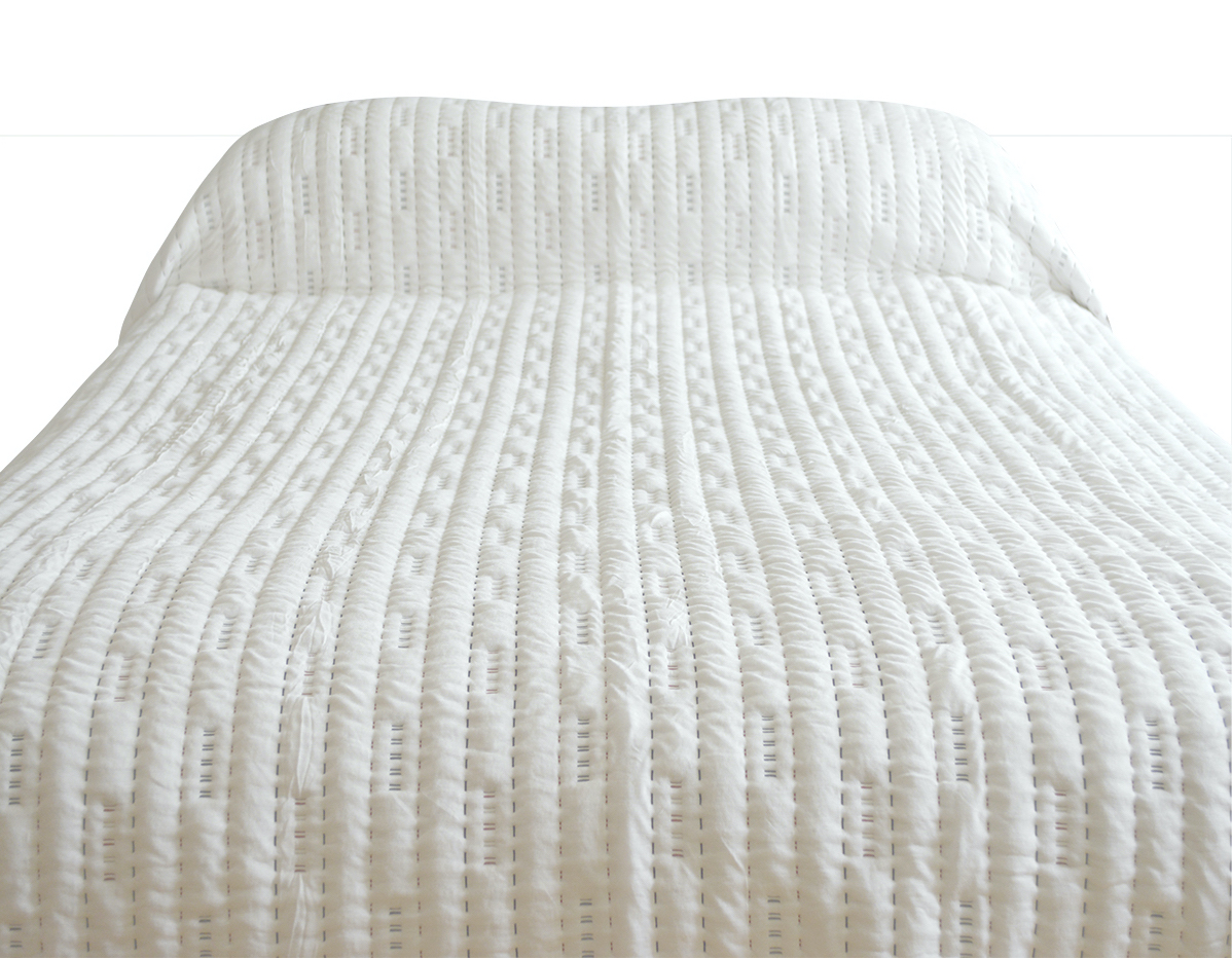 Colchas – LAKE MICHIGAN FEATHERS AND DOWN